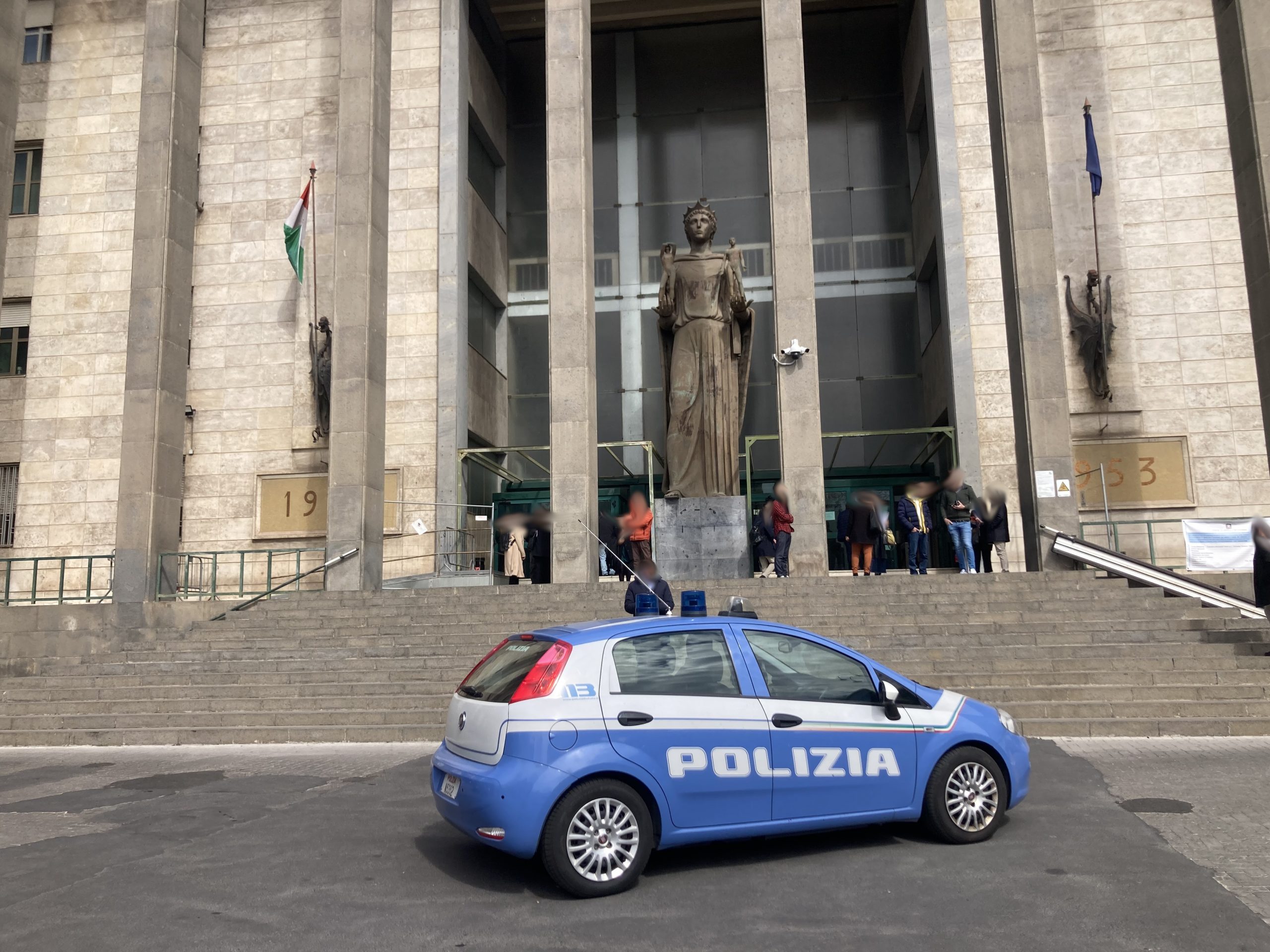 LA TRUFFA DELLE FALSE ASSICURAZIONI: DUE DONNE DENUCIATE DALLA POLIZIA ...