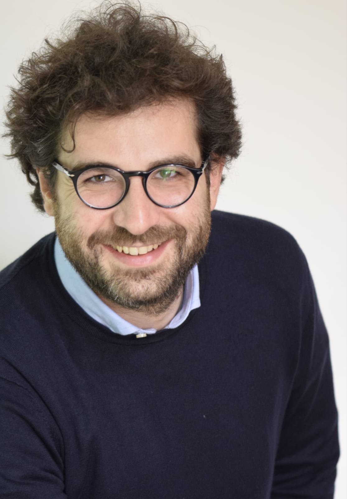 IL MONDO STA MALE, MA OGGI MARCO PITRELLA FA 40 ANNI! - Iene Sicule